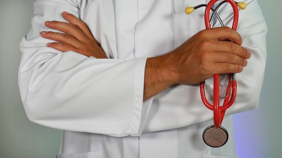 Hydrocele Surgery: Types, Procedure, Cost, Recovery & Risks | BigOHealth
